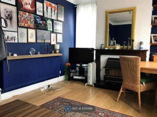 2 Bedrooms Maisonette for rent in Markhouse Road, London E17