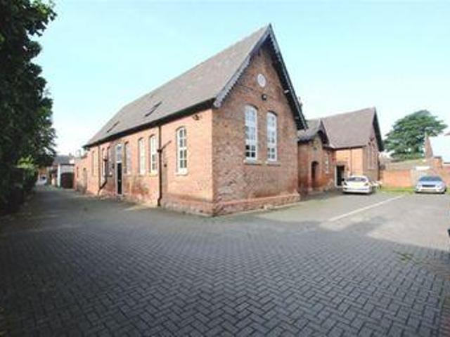 2 Bedrooms Maisonette for rent in New Church Terrace, Selby YO8