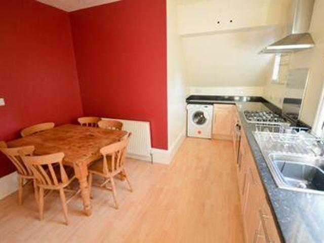 2 Bedrooms Maisonette for rent in South Street, Eastbourne BN21