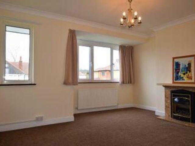 2 Bedrooms Maisonette for rent in Shaftesbury Avenue, Harrow HA2