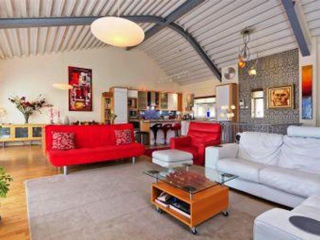 2 Bedrooms Maisonette for rent in Portland Street, Brighton BN1