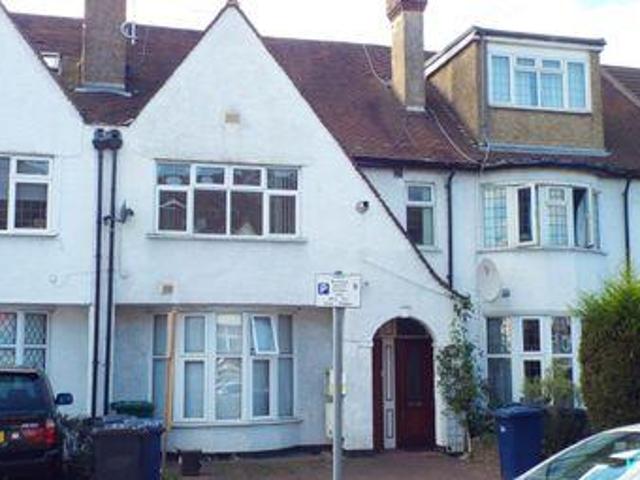 2 Bedrooms Maisonette for rent in Woodland Way, London NW7