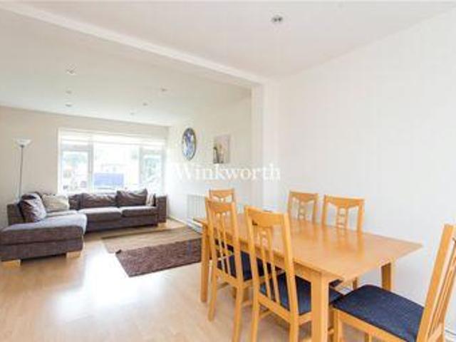 2 Bedrooms Maisonette for rent in Whiteways, Hillview Gardens, London NW4