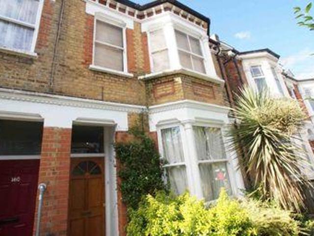 2 Bedrooms Maisonette for rent in Venner Road, London SE26