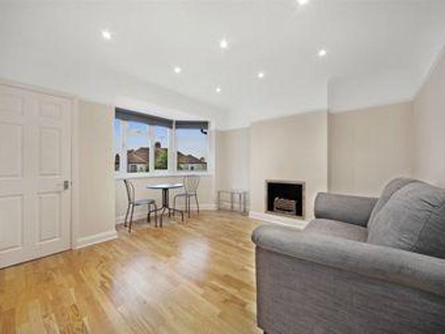 2 Bedrooms Maisonette for rent in Vincent Gardens, London NW2