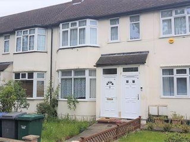 2 Bedrooms Maisonette for sale in Colindeep Lane, London NW9
