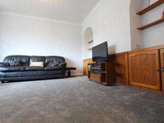 2 Bedrooms Maisonette for sale in Castlewood Road, Barnet, Hertfordshire EN4