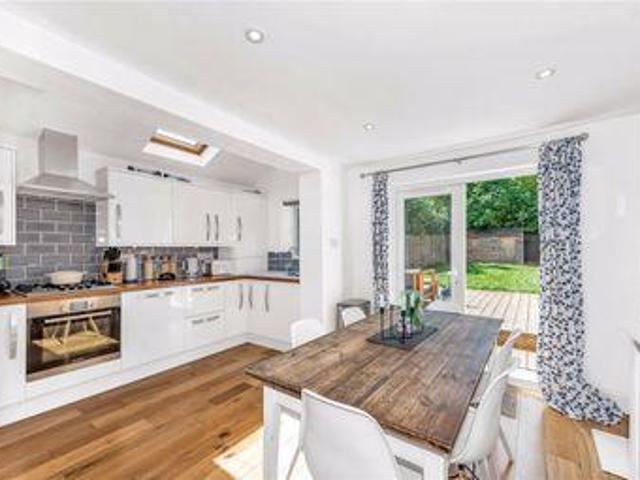 2 Bedrooms Maisonette for sale in Charlmont Road, London SW17