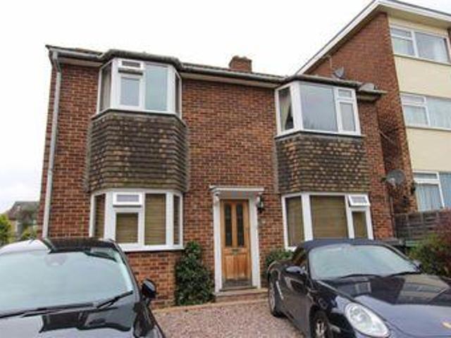 2 Bedrooms Maisonette for sale in Crescent Road, North Chingford, London E4
