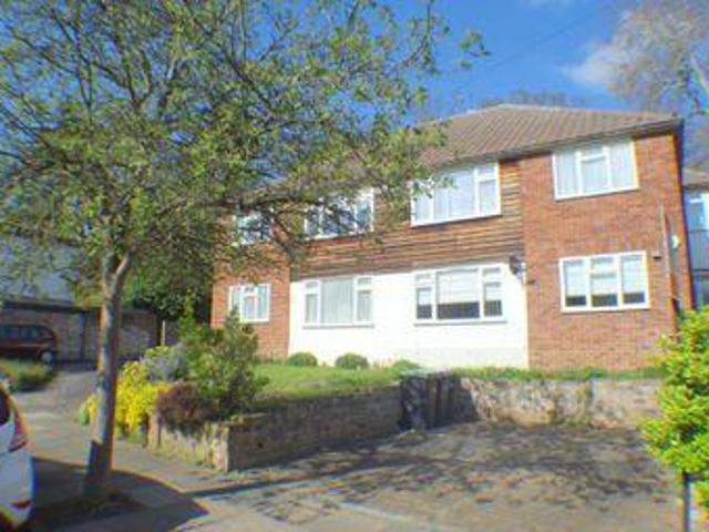 2 Bedrooms Maisonette for sale in Goat Lane, Enfield EN1