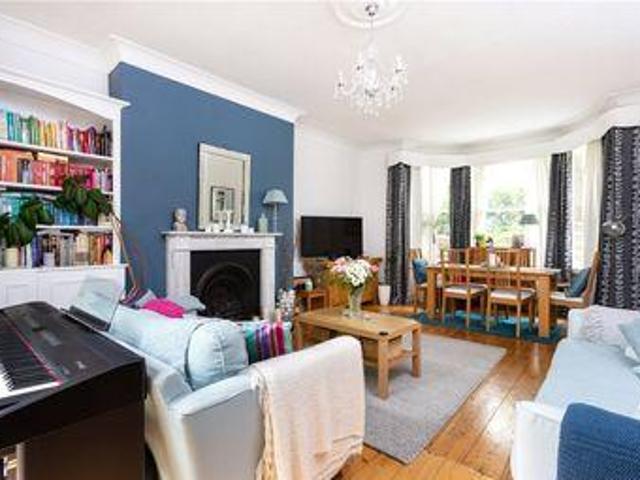 2 Bedrooms Maisonette for sale in Hamlet Road, Crystal Palace, London SE19
