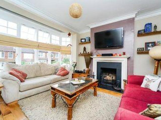 2 Bedrooms Maisonette for sale in Highcroft Villas, Brighton, East Sussex. BN1