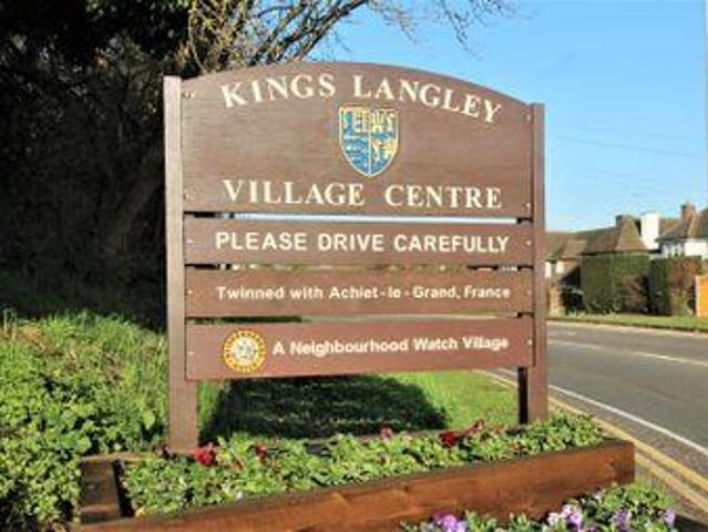 2 Bedrooms Maisonette for sale in Langley Hill, Kings Langley WD4