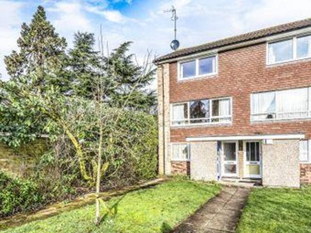 2 Bedrooms Maisonette for sale in Lima Court, Bath Road, Reading RG1