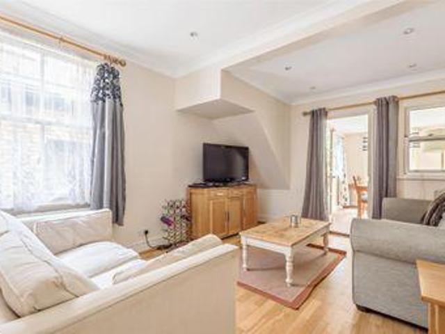 2 Bedrooms Maisonette for sale in Midmoor Road, London SW12