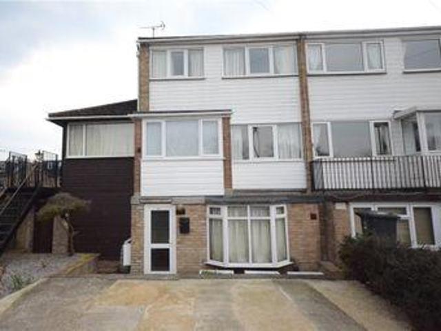 2 Bedrooms Maisonette for sale in Stovell Road, Windsor, Berkshire SL4