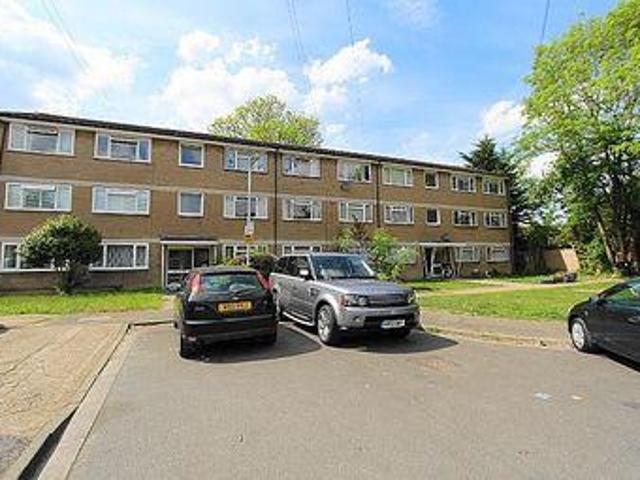 2 Bedrooms Maisonette for sale in Parsonage Close, Hayes UB3
