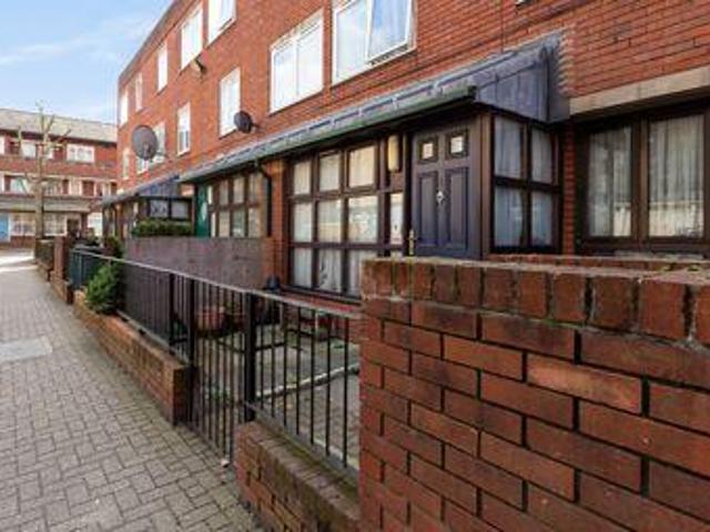 2 Bedrooms Maisonette for sale in Parry Road, London W10
