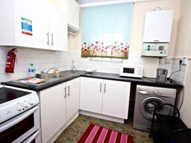 2 Bedrooms Maisonette for sale in Phoenix Road, London NW1