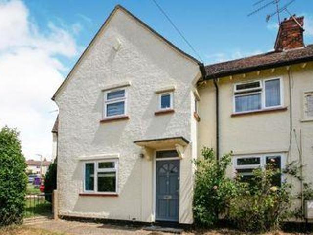 2 Bedrooms Maisonette for sale in Wedmore Road, Hitchin, Herts, England SG4