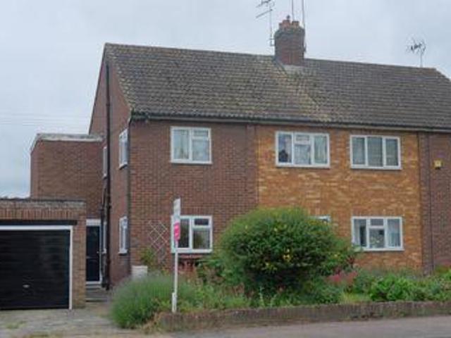 2 Bedrooms Maisonette for sale in The Bourne, Ware SG12