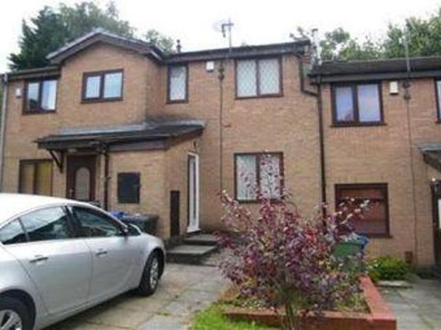 2 Bedrooms Mews house for rent in Conisborough Place, Manchester M45
