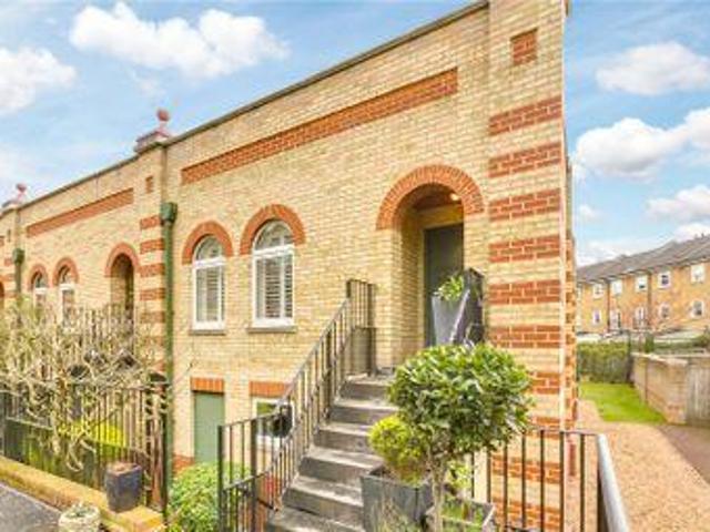 2 Bedrooms Mews house for sale in Oriel Drive, Harrods Village, Barnes, London SW13