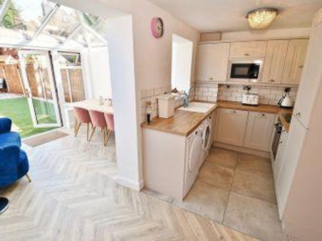 2 Bedrooms Mews house for sale in Waterslea, Eccles, Manchester M30