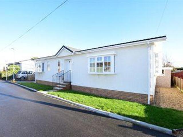 2 Bedrooms Mobile/park home for sale in Vicarage Lane, Hoo, Rochester, Kent ME3