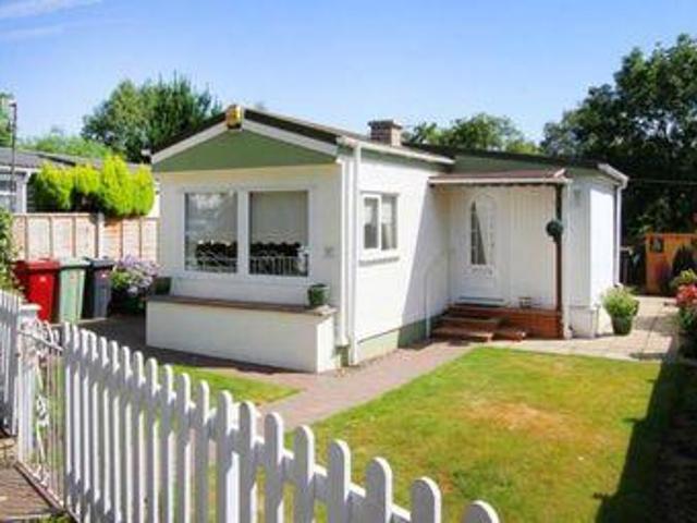 2 Bedrooms Mobile/park home for sale in Bramley Park, Marsh Lane, Sheffield, Derbyshire S21