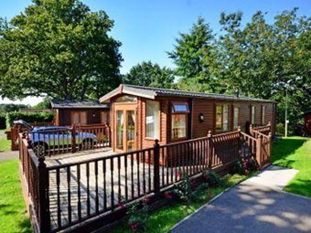 2 Bedrooms Mobile/park home for sale in Edgeley Park, Farley Green GU5
