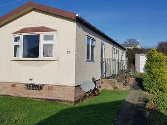 2 Bedrooms Mobile/park home for sale in Lion House Park, Mill Road, Hailsham BN27