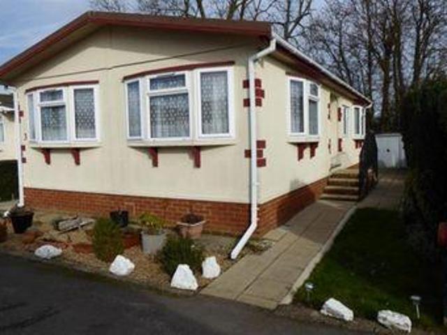 2 Bedrooms Mobile/park home for sale in Plumtree Park Home Estate, Harworth, Doncaster DN11