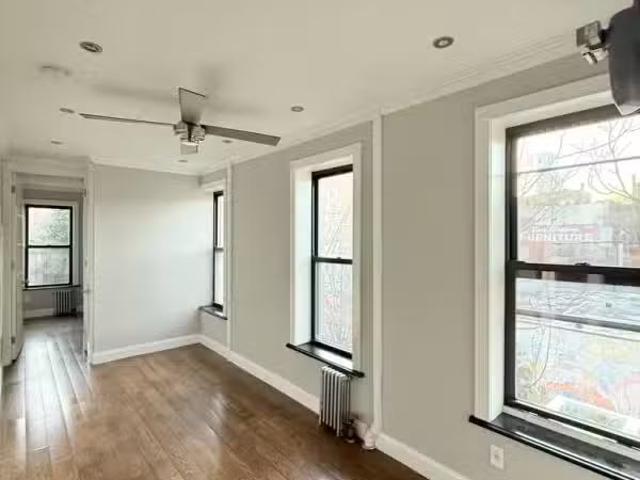 2 Bedrooms at 212 East 105th Street for $3,295 by Stanislav Ko.
