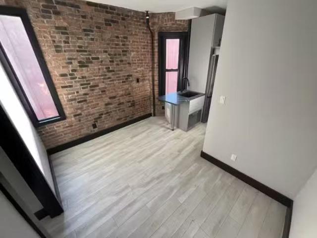 2 Bedrooms at 2154 2nd Avenue for $2,995 by Jordan Belt