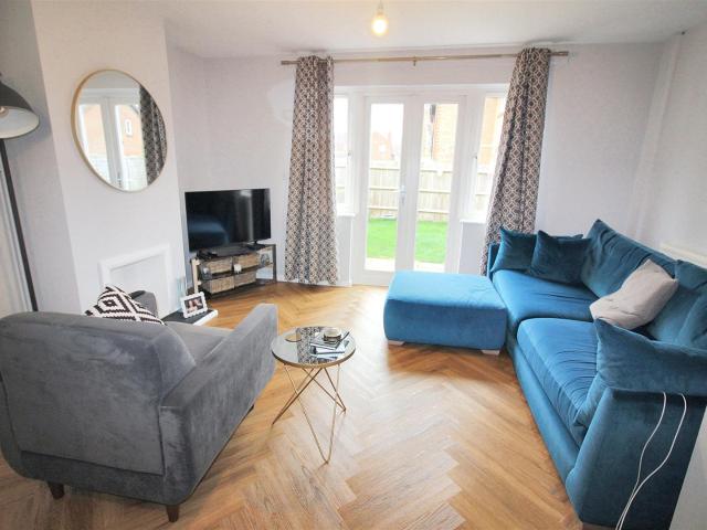 2 bedrooms Aylesbury