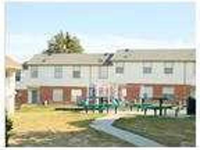 2 bedrooms Apartment This beautiful rental is located in the Dallas area