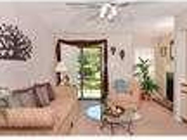 2 bedrooms Apartment a stress free hideaway. Washer/Dryer Hookups!