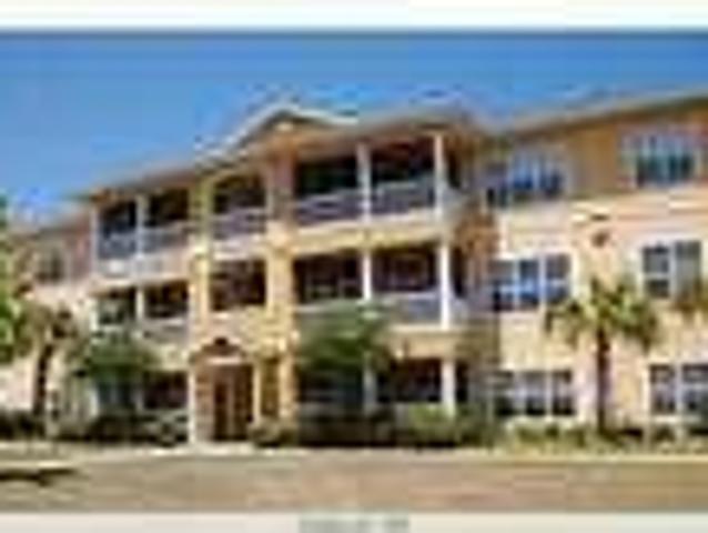 2 bedrooms Apartment in Gulfport. Pet OK!