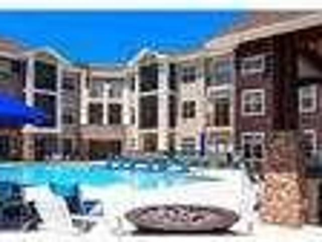 2 bedrooms Apartment Large & Bright