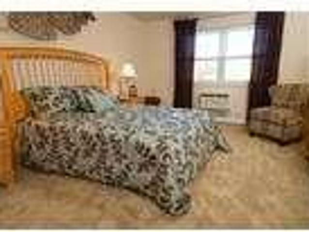 2 bedrooms Apartment Large & Bright
