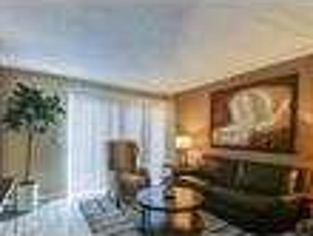 2 bedrooms Apartment Set in the urban desert of. Pet OK!