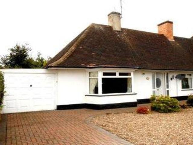 2 Bedrooms Bungalow for rent in Middleton Boulevard, Wollaton NG8