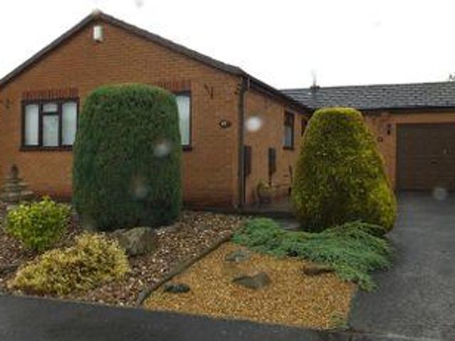 2 Bedrooms Bungalow for rent in Portway Drive, Tutbury, Burton On Trent DE13