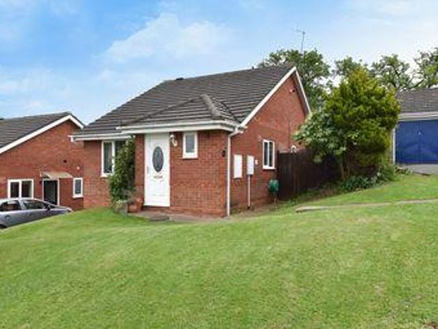 2 Bedrooms Bungalow for sale in Maytree Hill, Droitwich WR9