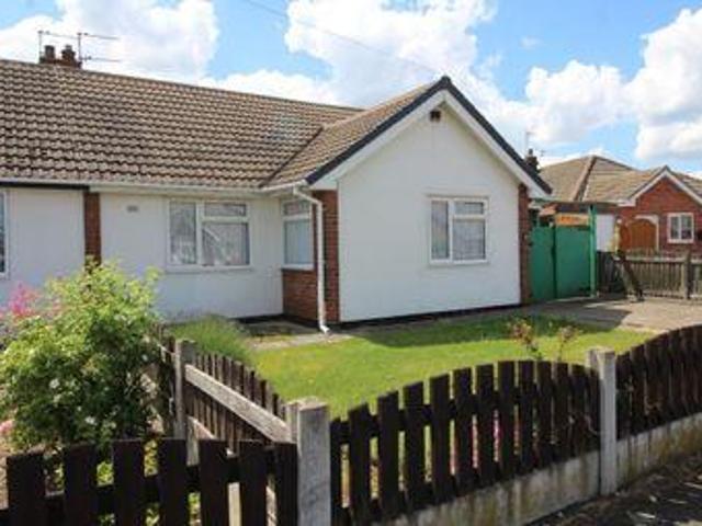 2 Bedrooms Bungalow for sale in Mercel Avenue, Armthorpe, Doncaster DN3