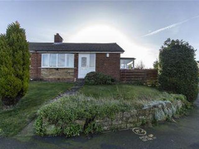 2 Bedrooms Bungalow for sale in Oakland Drive, Netherton, Wakefield, West Yorkshire WF4