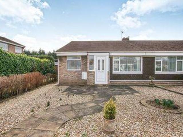2 Bedrooms Bungalow for sale in Dovecote, Yate, Bristol, South Gloucestershire BS37
