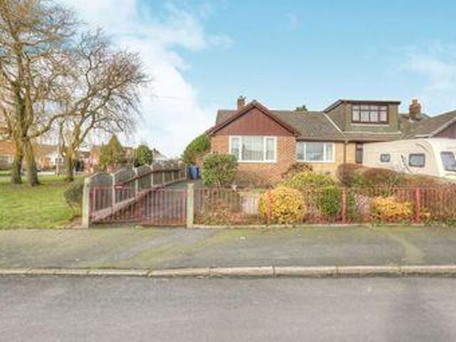 2 Bedrooms Bungalow for sale in Everest Road, Hyde SK14
