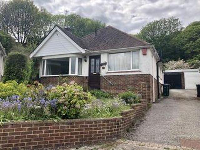 2 Bedrooms Bungalow for sale in Eley Crescent, Rottingdean, Brighton, East Sussex BN2